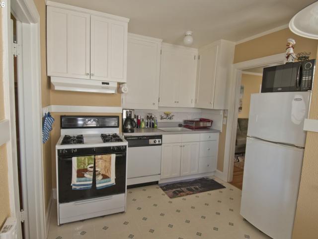 2356 NW Westover Rd, Portland, OR 97210 | MLS #138105