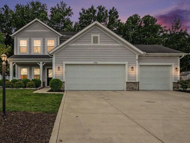 2356 Dunewood St, Portage, IN 46368