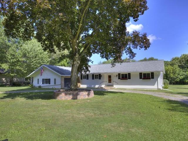 2356 Hatch Rd, Jackson, MI 49201