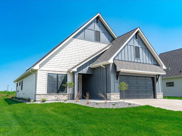 2356 Sydney Ln, Hudson, WI 54016 | MLS #6736