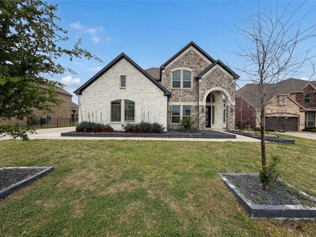 2357 Ambassador Ct, Heath, TX 75126