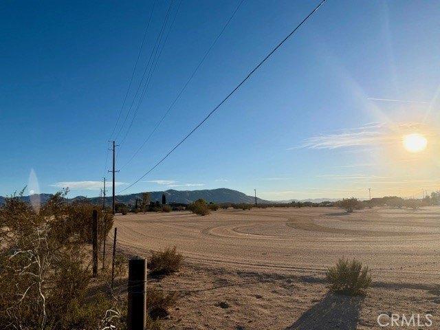 23585 Bear Valley Rd, Apple Valley, CA 92308