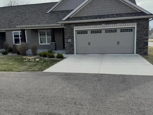 23589 Laurel Glen Ave, Mattawan, MI 49071 [Updated 4/14]