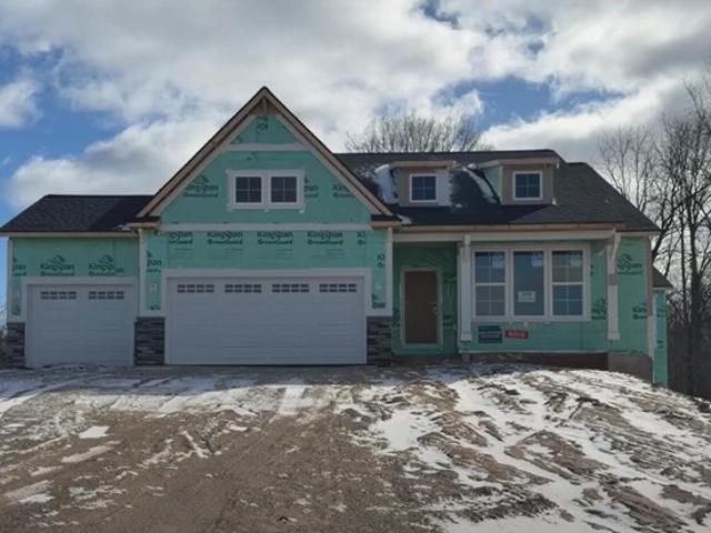 2358 Quarter Horse Dr NE, Cedar Springs, MI 49319