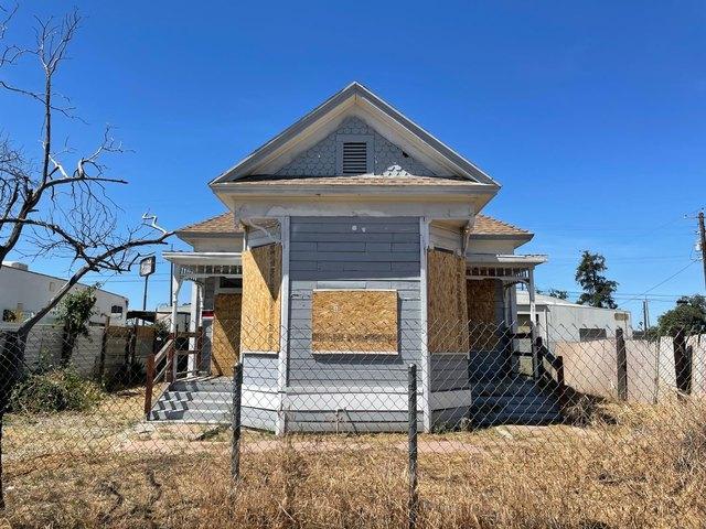 2358 S Anna St, Fresno, CA 93706