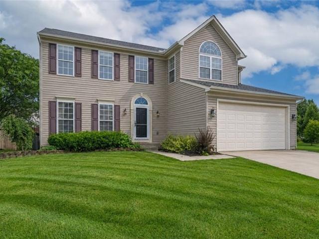 2359 Featherston Dr, Miami Township, OH 45342