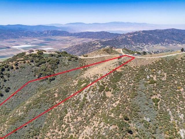 23500 El Rancho Dr, Tehachapi, CA 93561