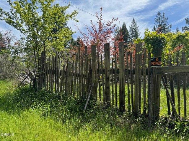 23501 Branscomb Rd, Westport, CA 95488