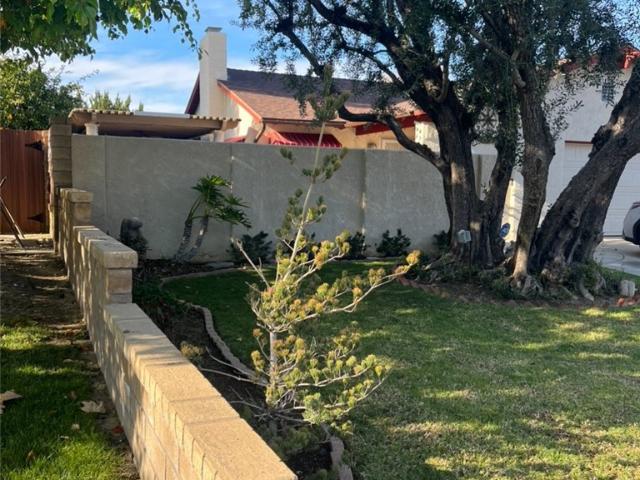 23509 Vía Chantilly, Valencia, CA 91355 | Compass