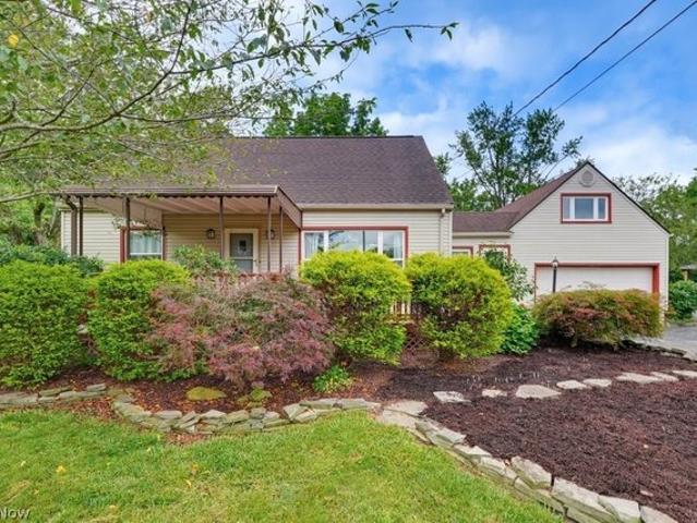 2350 Congo St, Akron, OH 44305