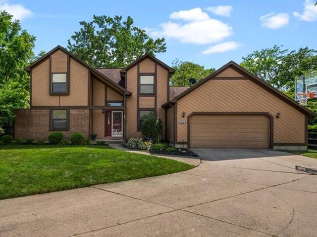 2350 Forestdean Ct, Miami Township, OH 45459