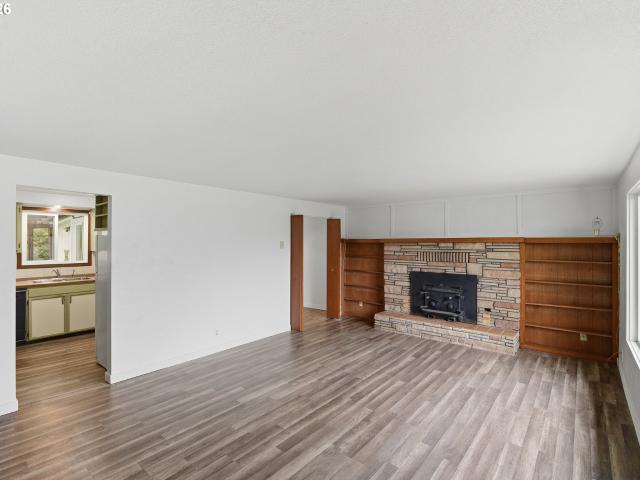 2350 high st