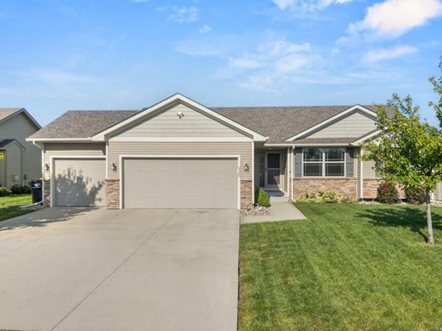 2350 SE Willowbrook Dr, Waukee, IA 50263