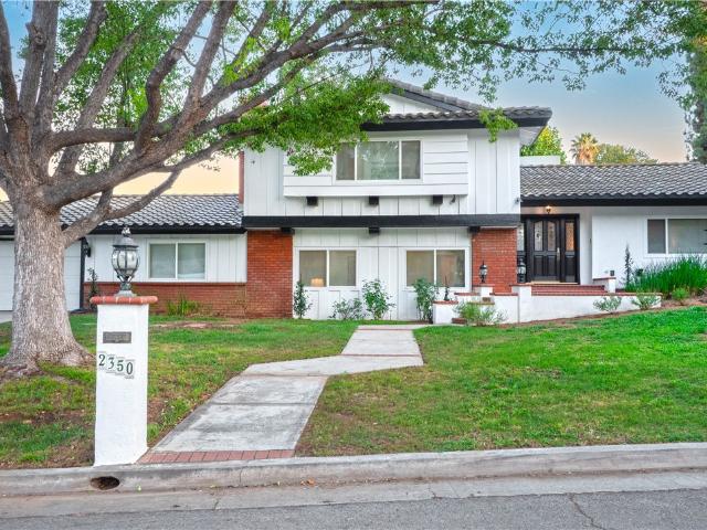 2350 Shadow Hill Drive