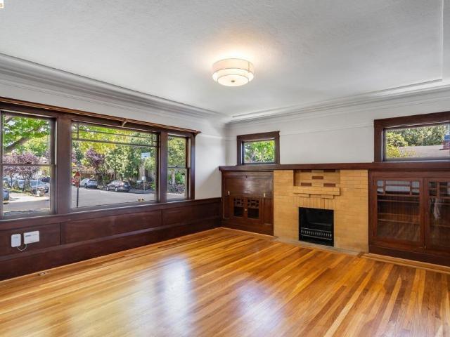 2350 Spaulding