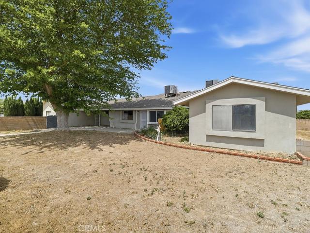 2350 W Avenue M8