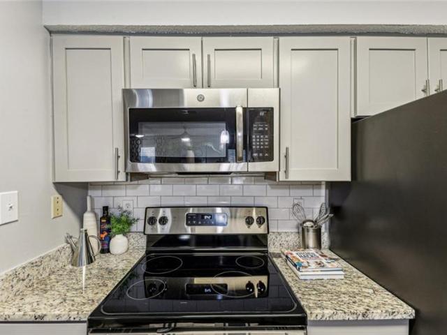 2350 Windward Lane 3013