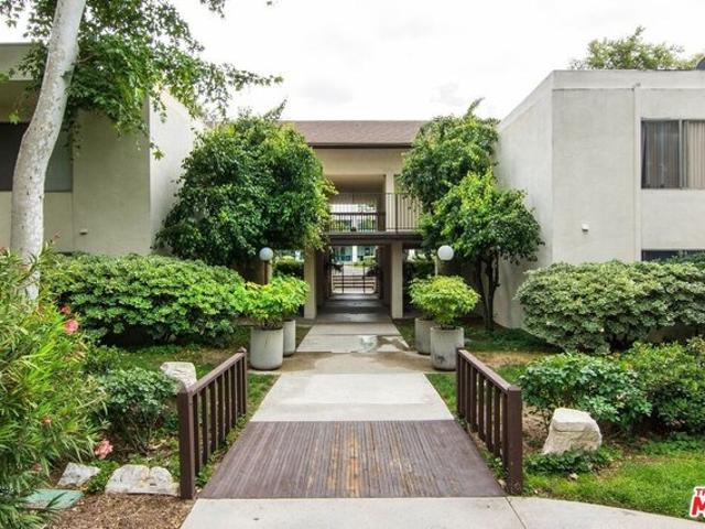 23515 Lyons Ave Unit S9, Santa Clarita, CA 91355