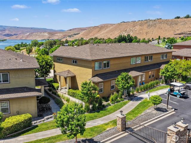 23518 Sunserra Loop NW # A05