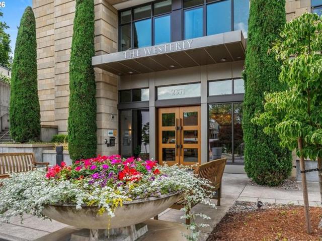 2351 NW Westover Rd Unit 315, Portland, OR 97210