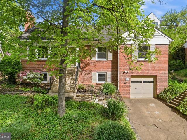 2351 N Vermont St, Arlington, VA 22207 | MLS #VAAR2072
