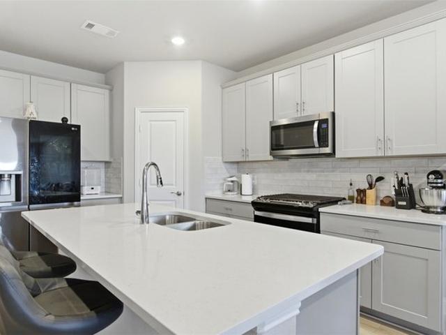 2351 Aspen Hill Dr, Forney, TX 75126