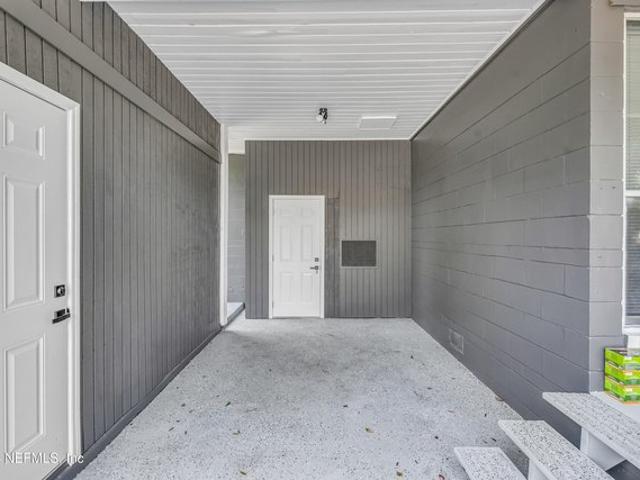 2351 Caladium Rd, Jacksonville, FL 32211