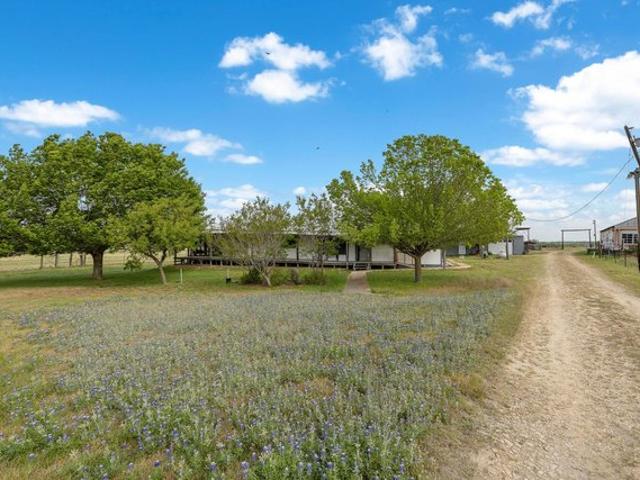 2351 County Road 487, Taylor, TX 76574