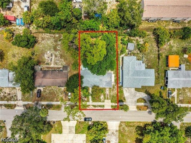 2351 Dora St, Fort Myers, FL 33901