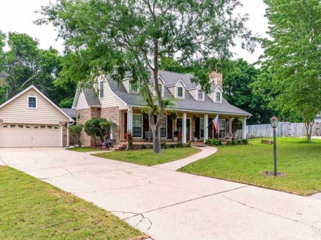 2351 Inverness Dr, Pensacola, FL 32503