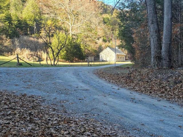 2351 Line Road