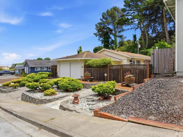2351 Rollingwood Drive