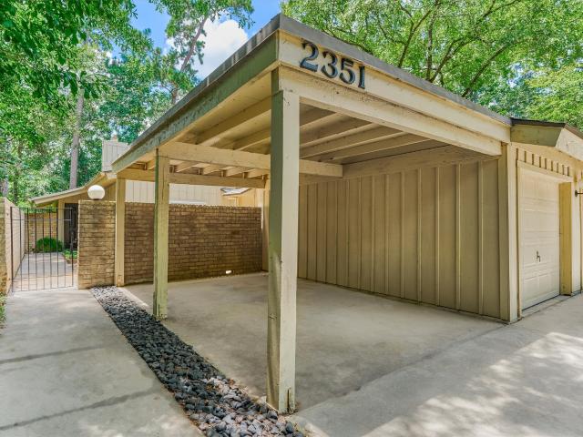 2351 W Settlers Way
