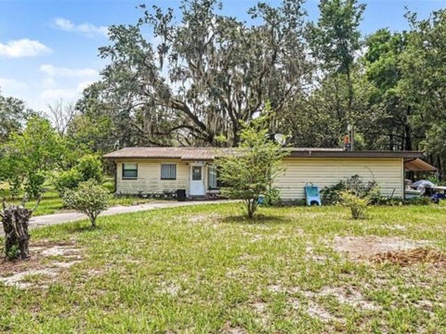 23524 SW Tamarix Ct, Dunnellon, FL 34431