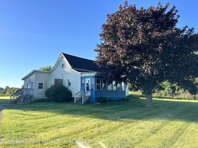 2352 N Geeck Rd, Corunna, MI 48817
