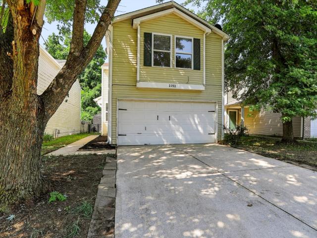 2352 Collins Way