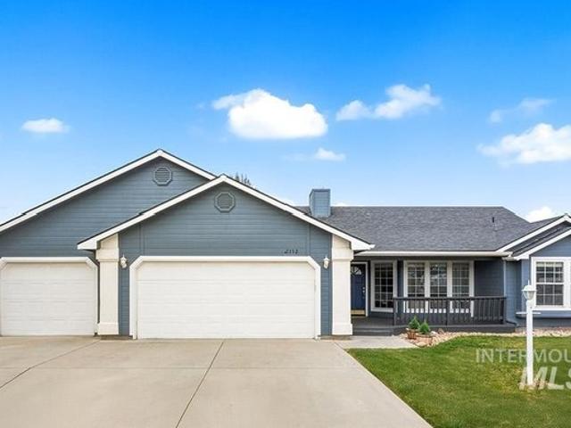2352 E Meadow Wood Dr, Meridian, ID 83646