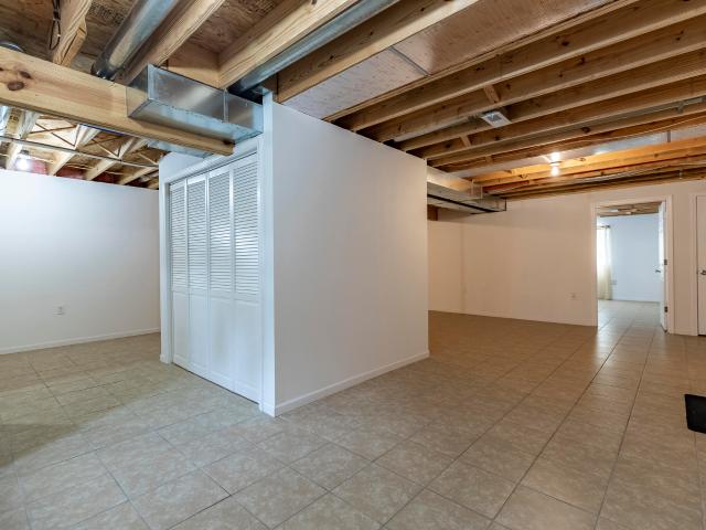 2352 Four Seasons Pkwy, Crown Point, IN 46307 | MLS #840776