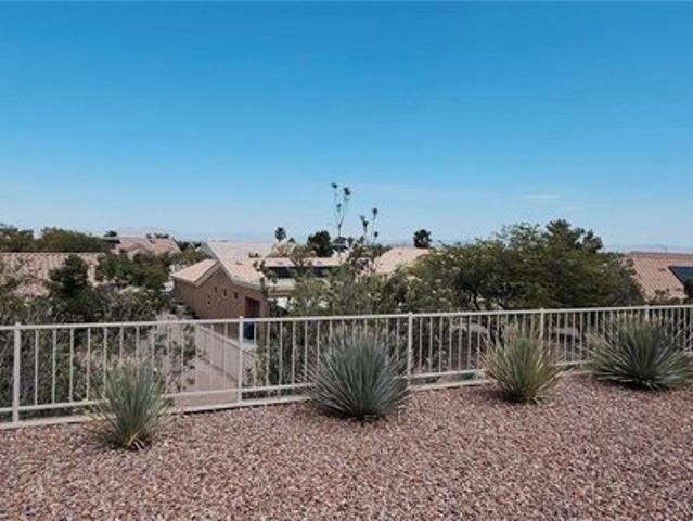 2352 Hot River St, Las Vegas, NV 89134