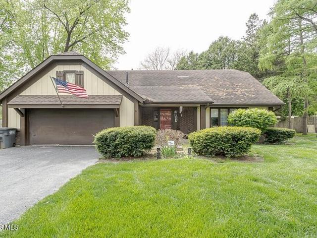 2352 Winterset Dr, Toledo, OH 43614