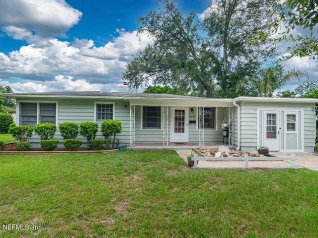 2352 Woodridge Rd, Jacksonville, FL 32210