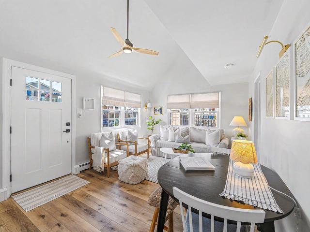 2353 Asbury Ave