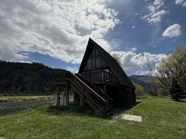 2353 St Maries River Rd, Saint Maries, ID 83861