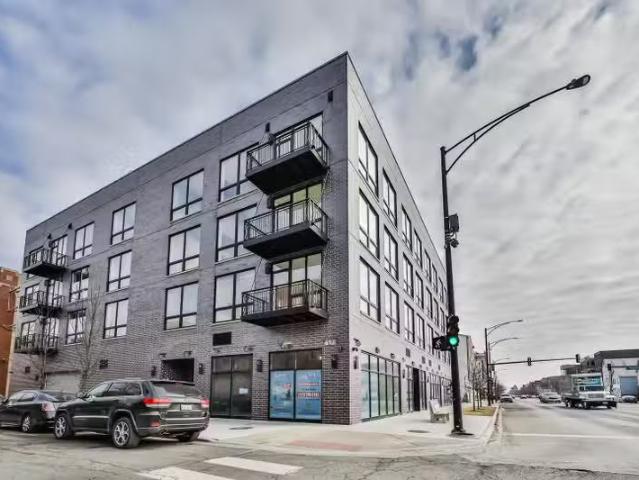 2353 W Wabansia Ave, Unit 206, Chicago, IL 60647 MLS #12462578