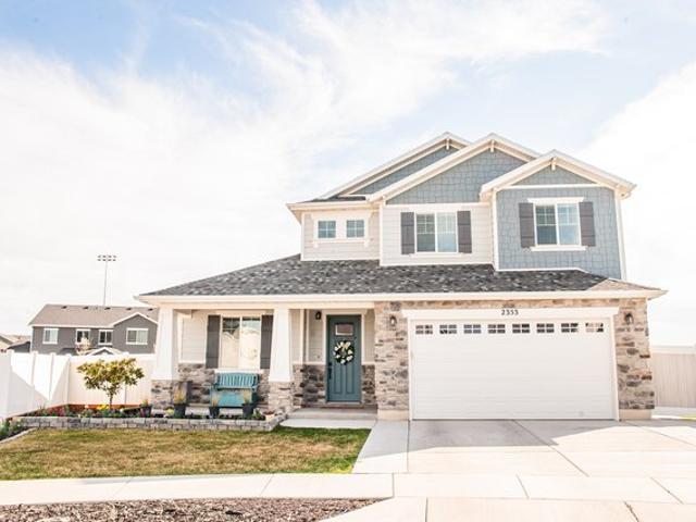 2353 W Thomas Ct, Syracuse, UT 84075