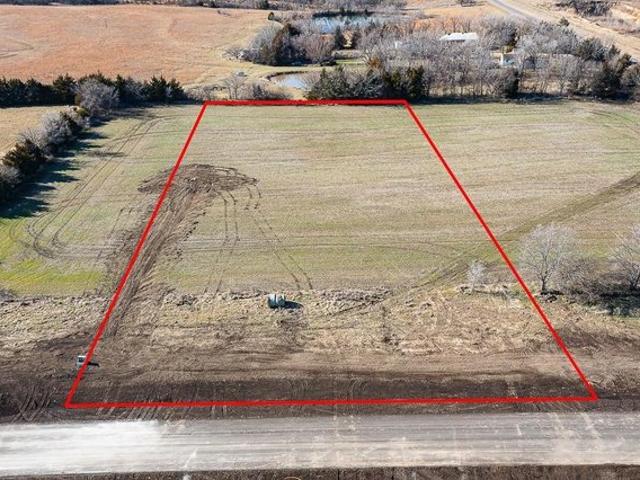 235th St Lot 2, Tonganoxie, KS 66086