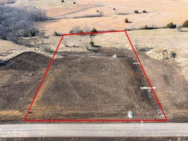 235th St Lot 6, Tonganoxie, KS 66086