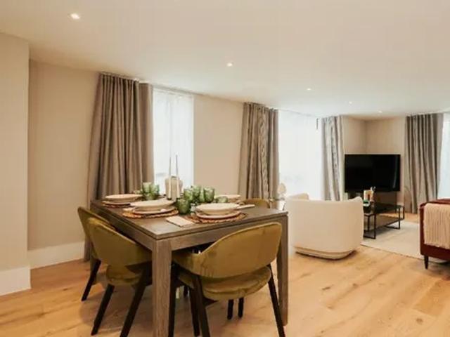 235 237 Baker Street, London, NW1 5RS, United Kingdom | 3 bed apartment for rent #140396164 | Rentberry