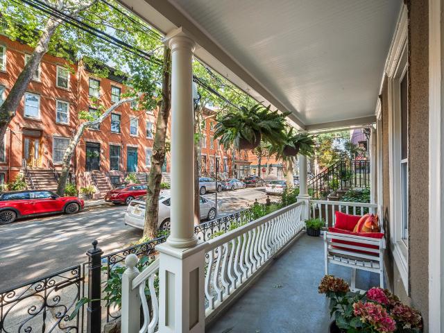 235 7Th St # 2