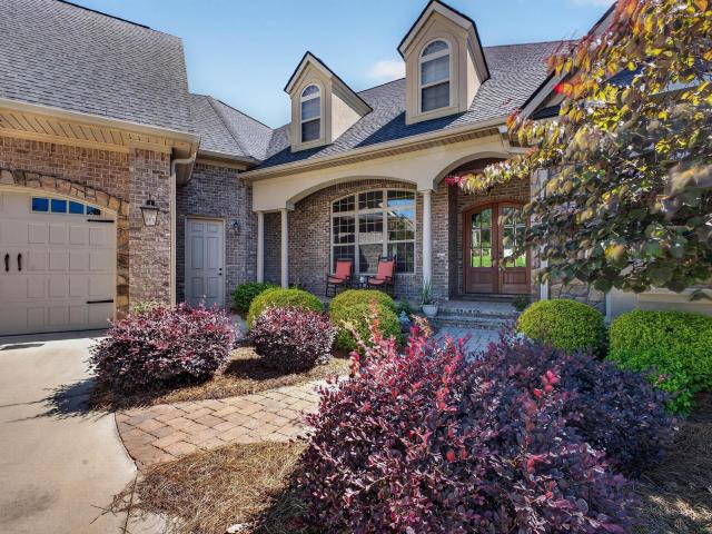 235 Commonwealth Way
